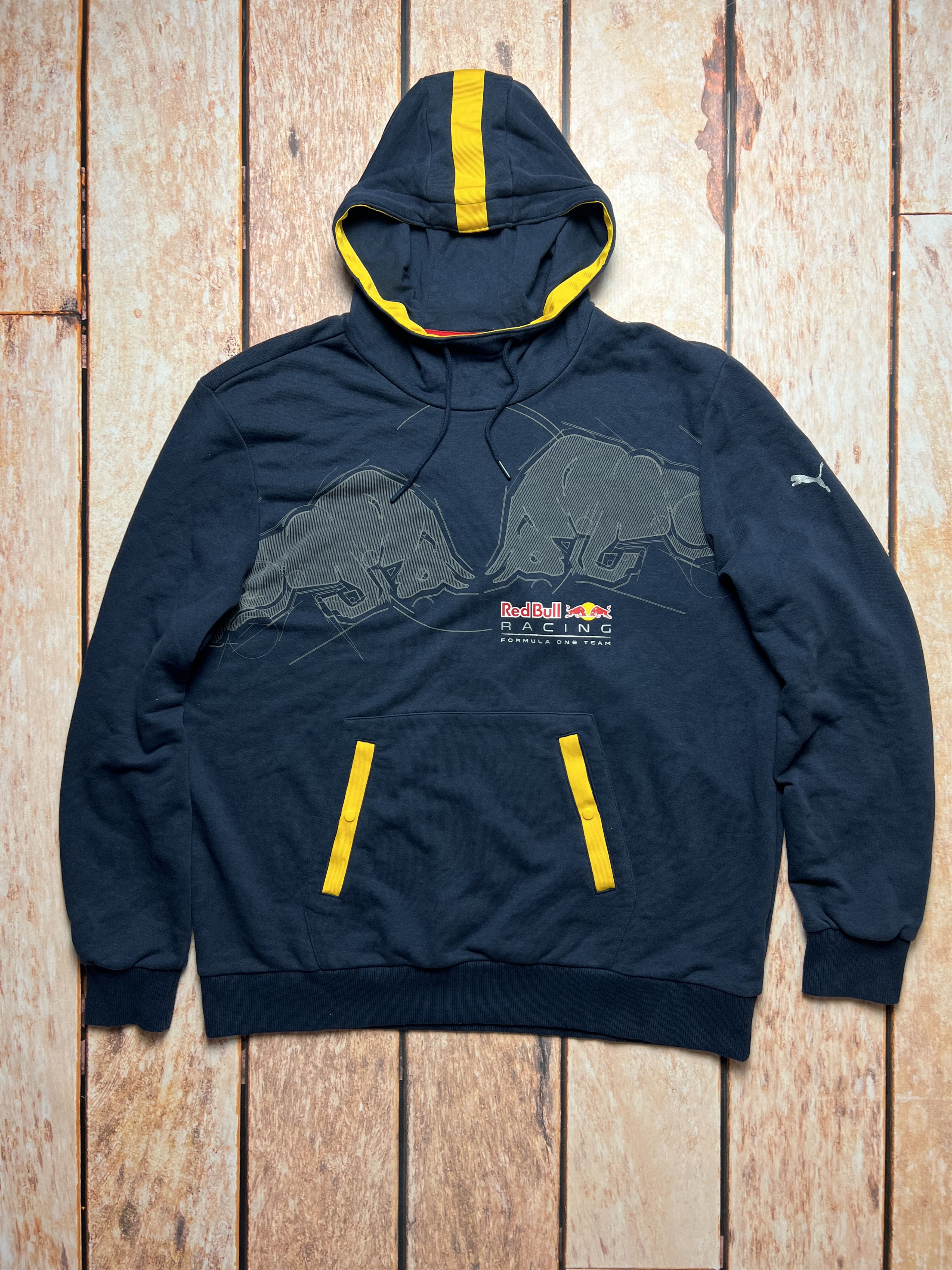 Puma × Racing × Red Bull Puma Red Bull hoodie total eclipse .Racing Formula one Team | Grailed