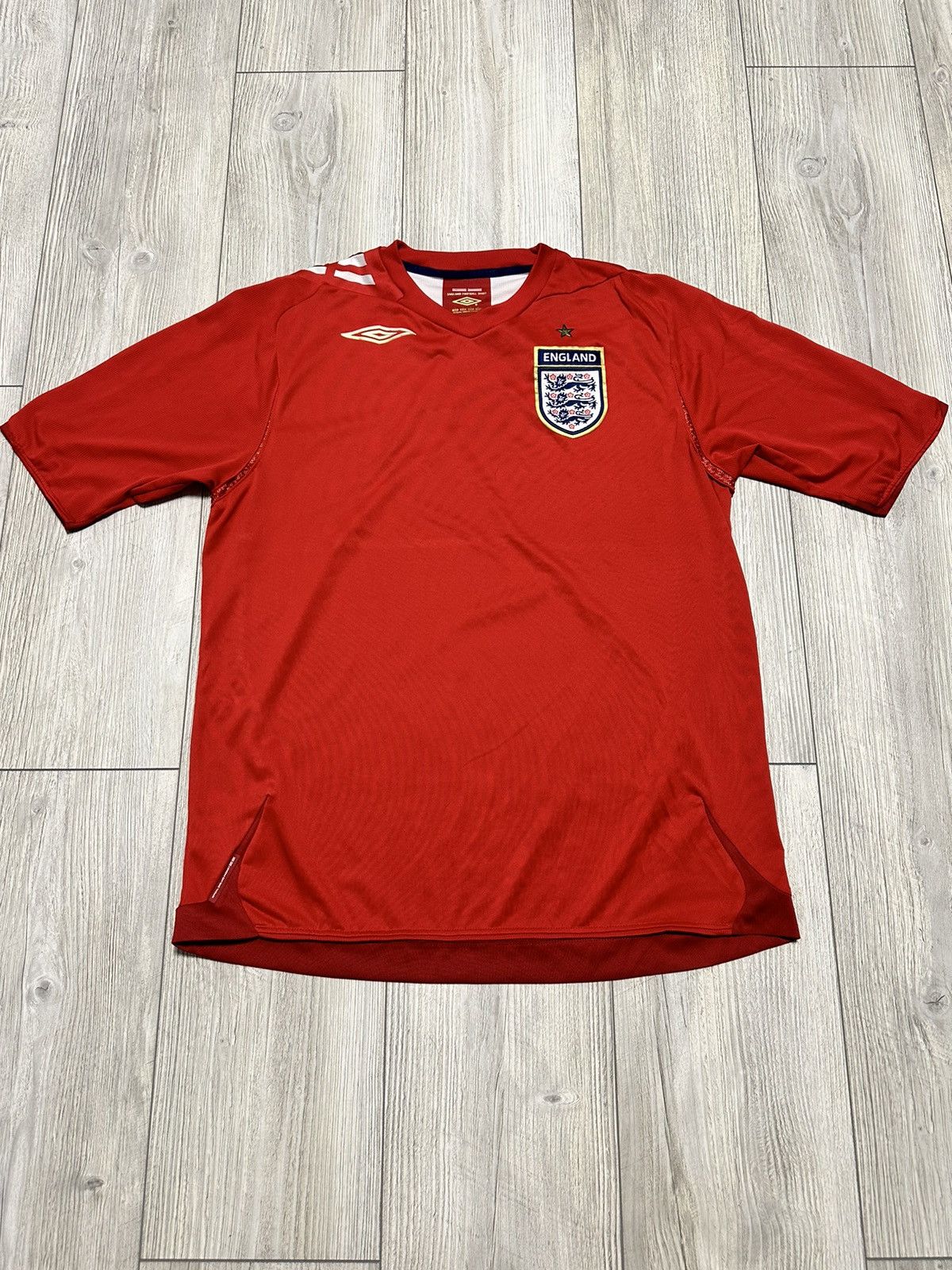Umbro 2006-2008 England Umbro Vintage FIFA Soccer Jersey | Grailed