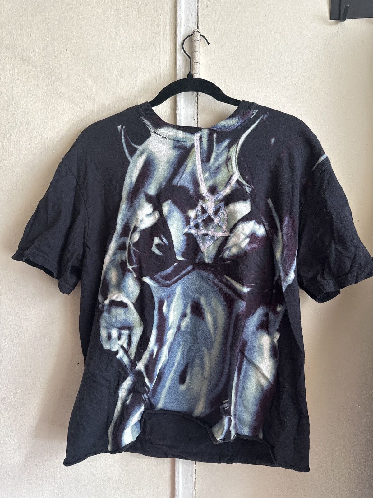 Streetwear DESTROY LONELY NOSTYLIST BIKINI PENTAGRAM CHAIN TSHIRT | Grailed