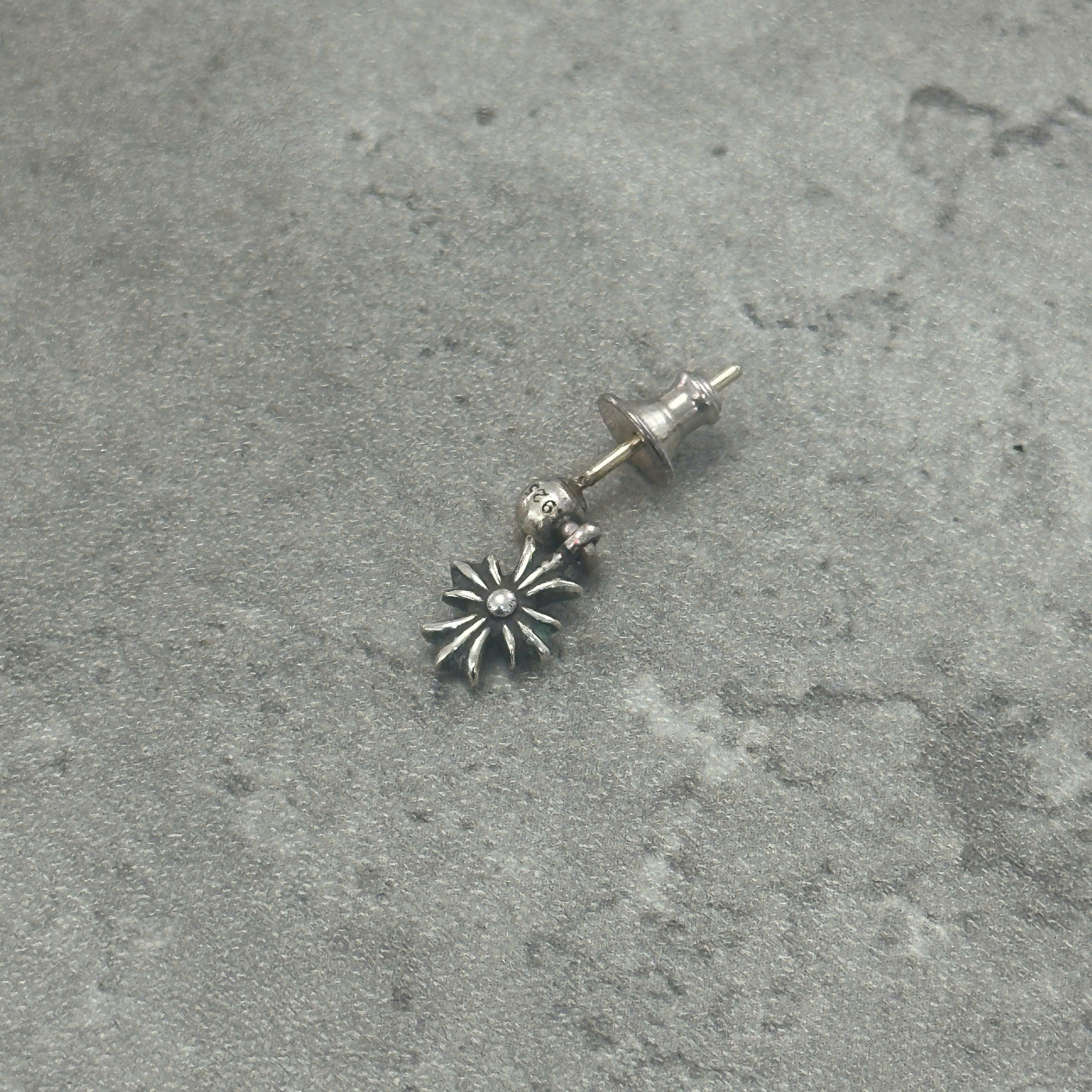 Chrome Hearts Chrome Hearts Tiny E silver earring | Grailed