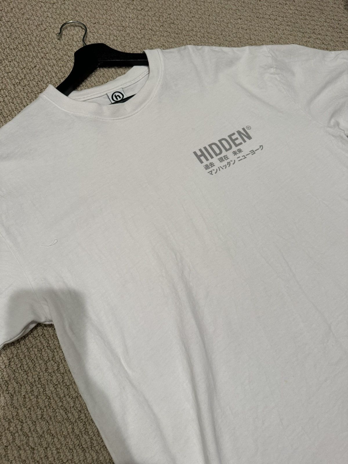 HIDDEN Hidden logo 3M tee | Grailed