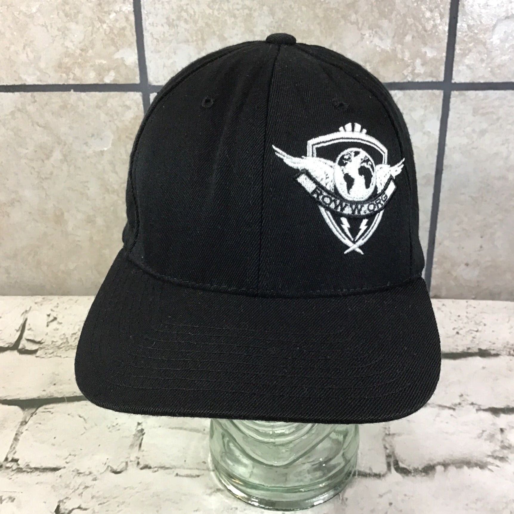 Vintage Mens Fashion Black Fitted Baseball Cap with Winged Globe Logo ...