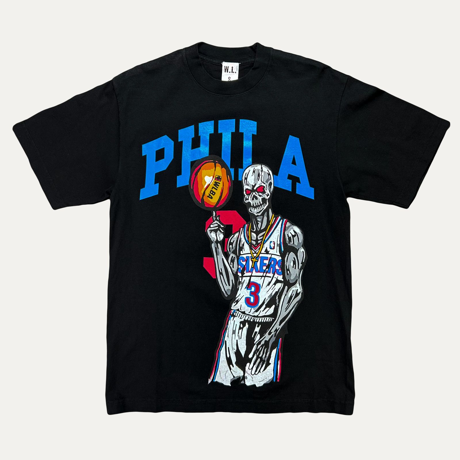 Warren Lotas Warren Lotas Philadelphia 76ers Spinner 2.0 T-Shirt | Grailed