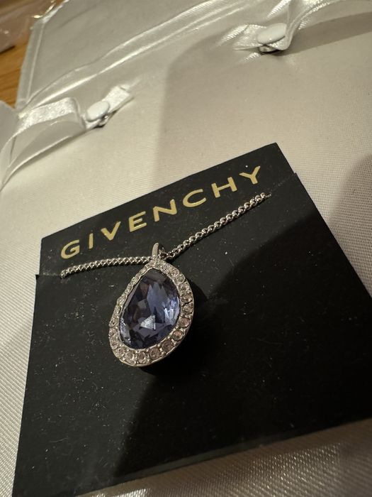 Givenchy Givenchy Necklace | Grailed