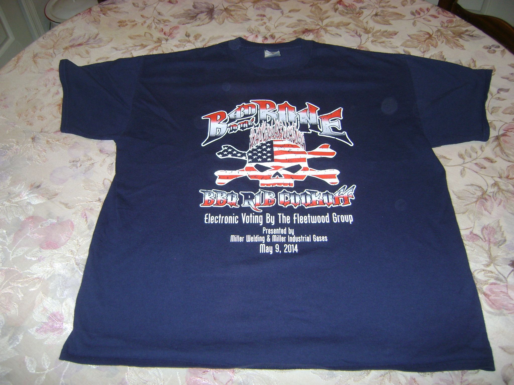 Gildan 2014 BAD TO THE BONE BBQ PIG COOKOFF T-SHIRT | Grailed