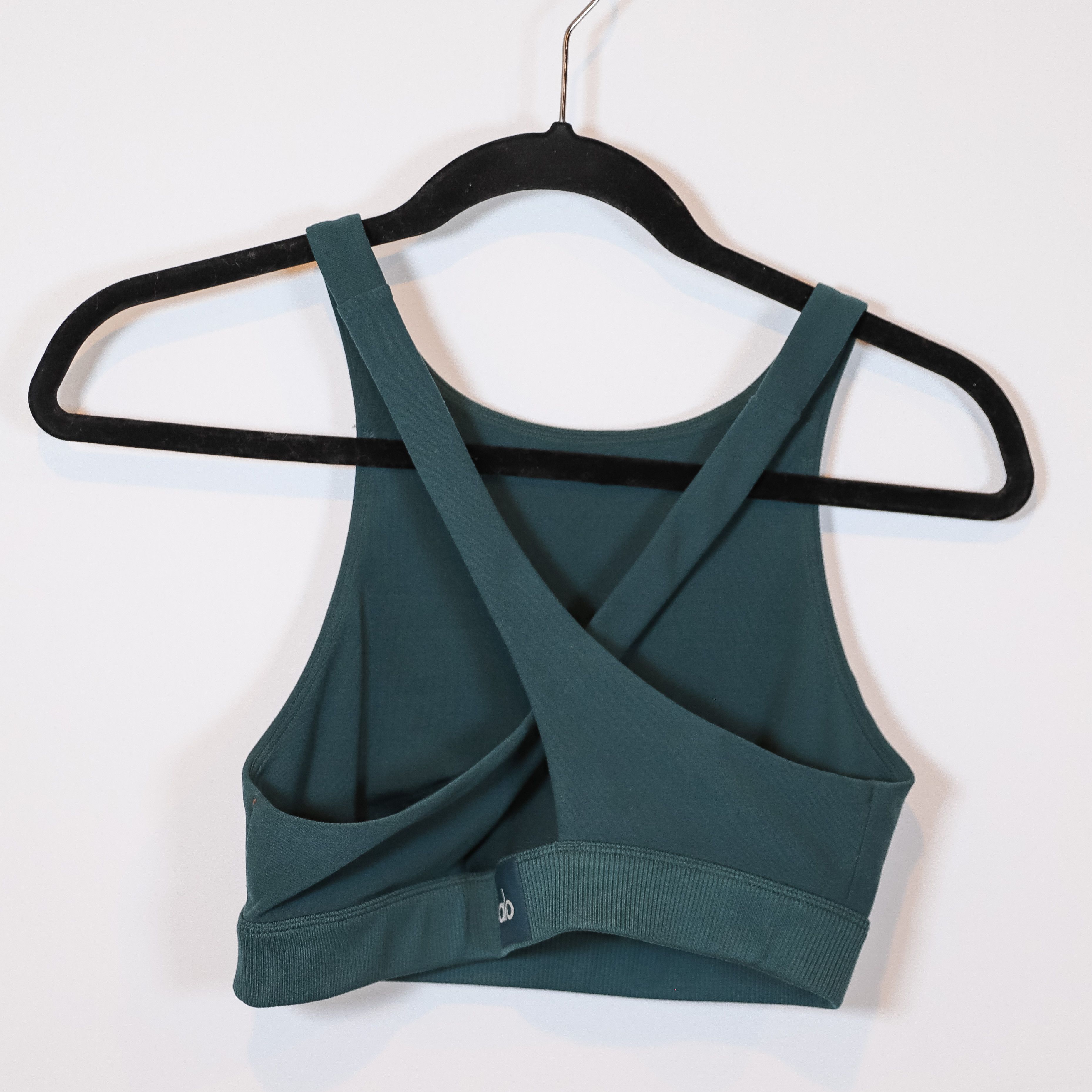 Alo Yoga Alo Yoga Women's Iconic '90s Alosoft Cross Back | Grailed