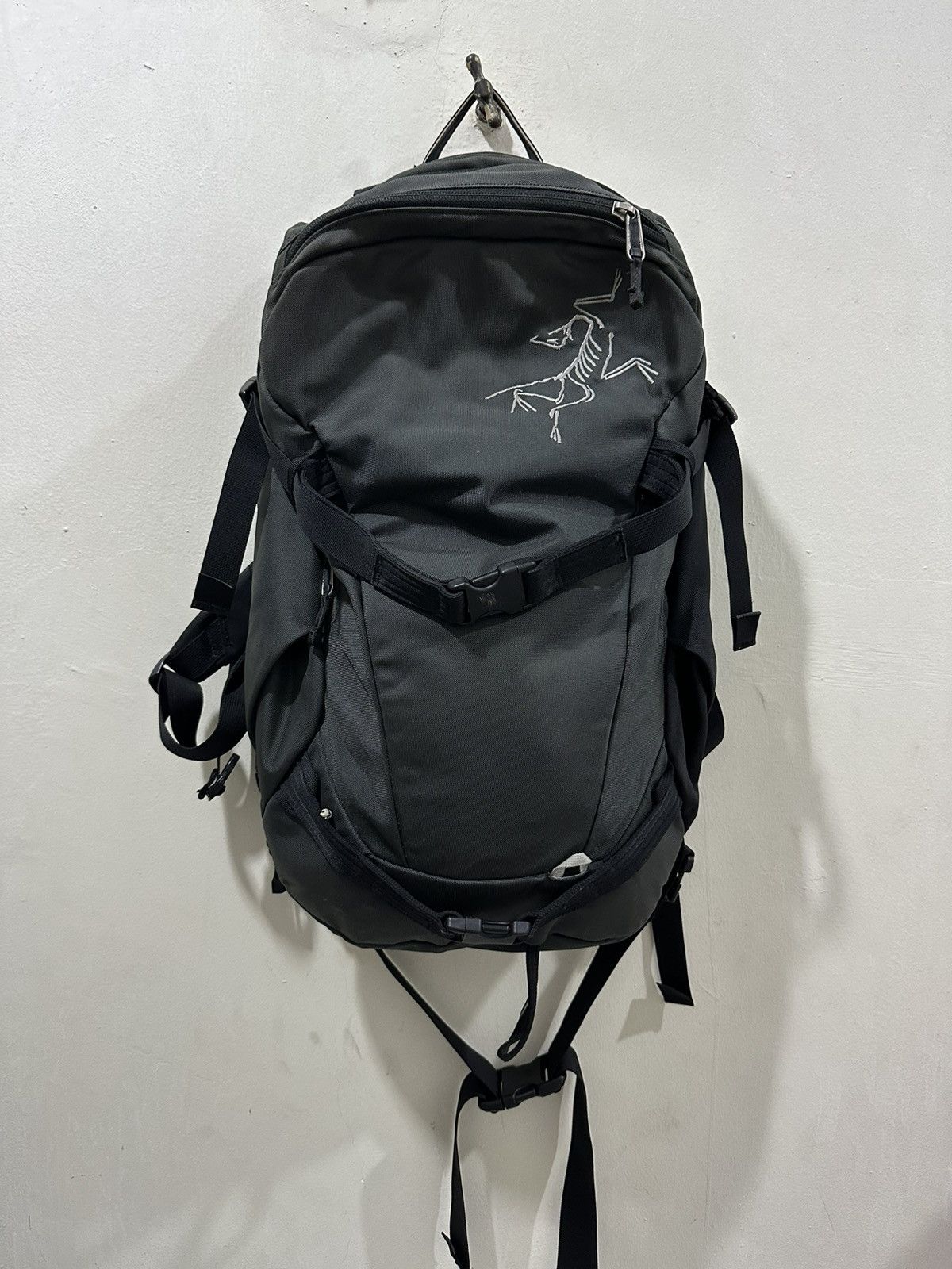 Arc'teryx × Vintage 2012 ARC’TERYX QUINTIC28 | Grailed