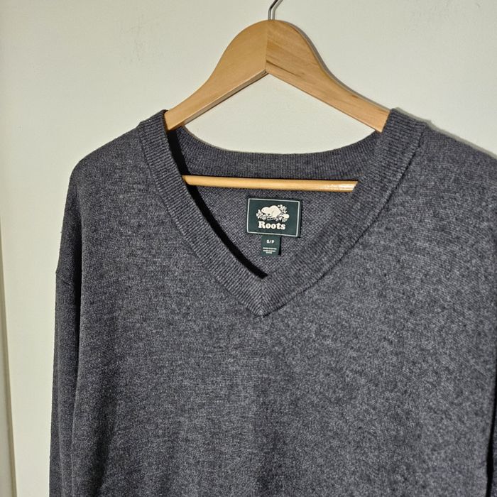 Roots Roots Canada Men's Gray Wool Nylon Blend V-Neck Sweater | Grailed