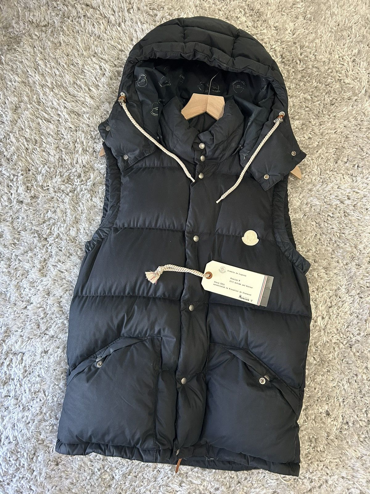 Moncler × Visvim *RARE* Visvim x Moncler AW10 V Vest | Grailed