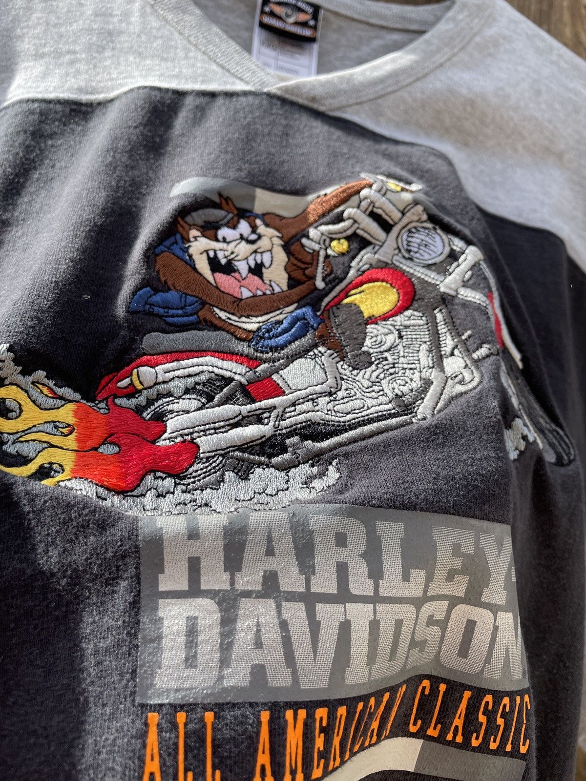 Vintage 2000 Taz Harley Davidson shirt | Grailed