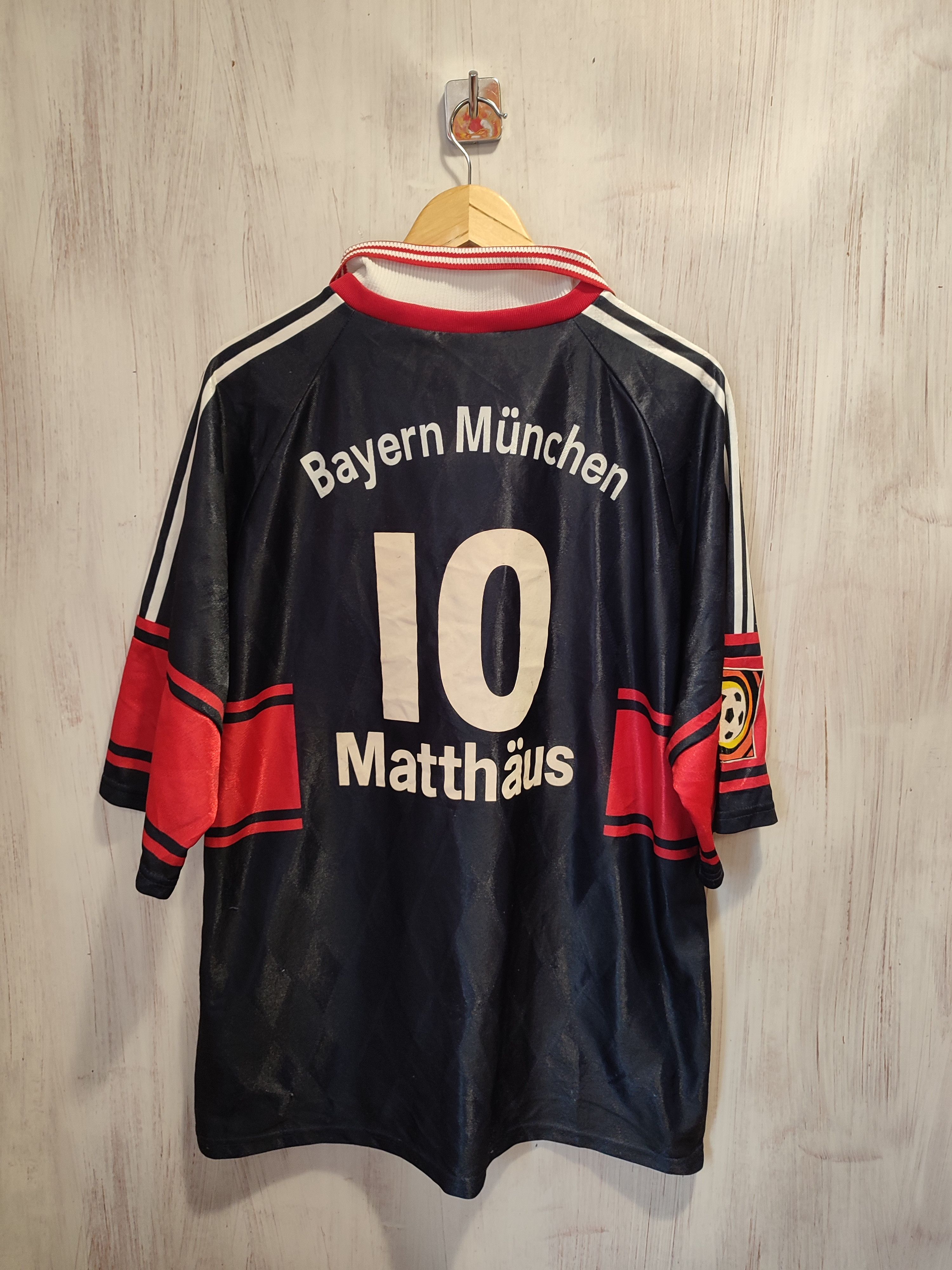 Adidas × Vintage FC Bayern Munich 1997 1998 home soccer shirt kit ...