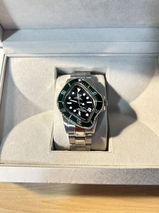 Laarvee Larvee Crashed Submariner Watch | Grailed
