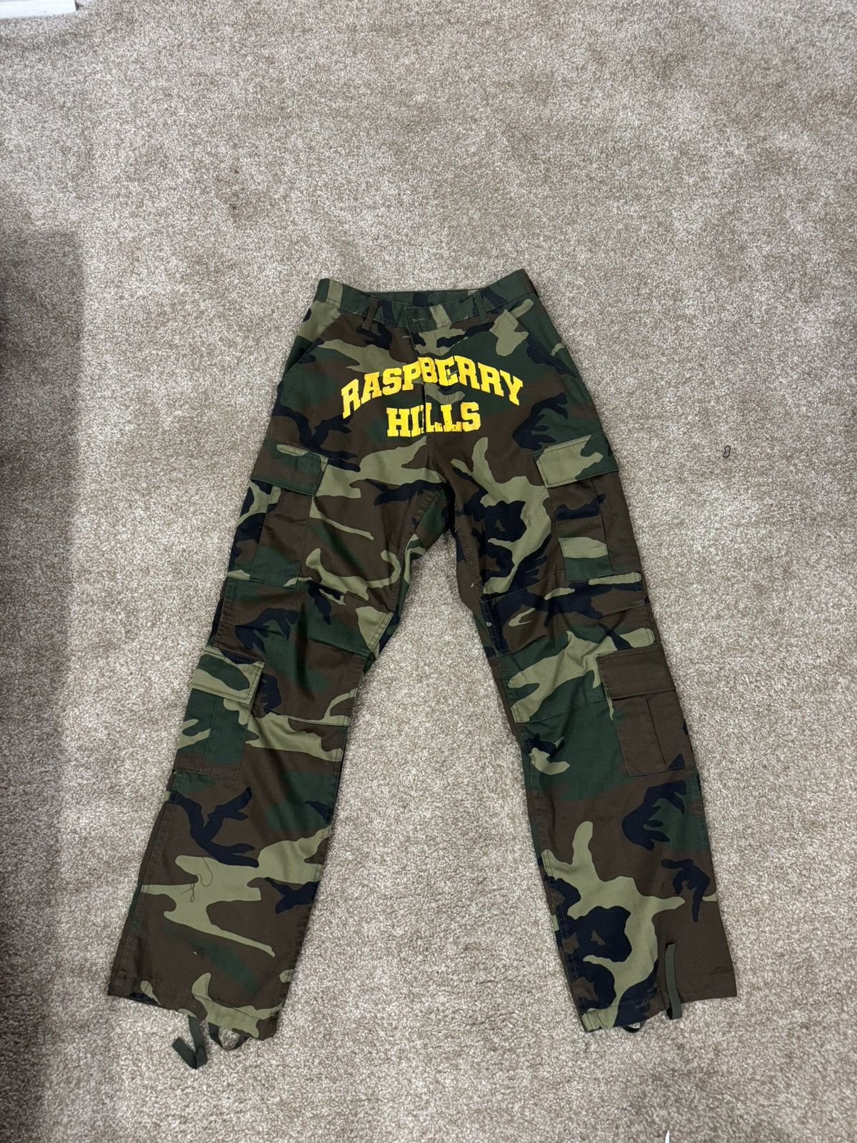 The GV Gallery Raspberry hills cargo pants | Grailed