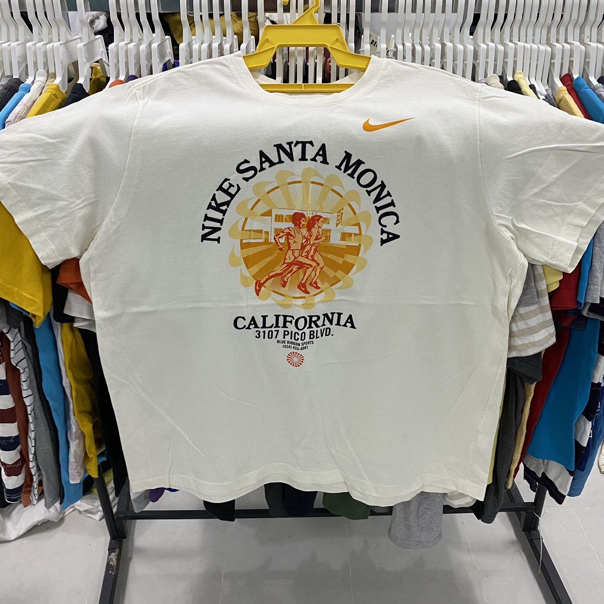 Nike Nike Santa Monica Pinwheel | Grailed