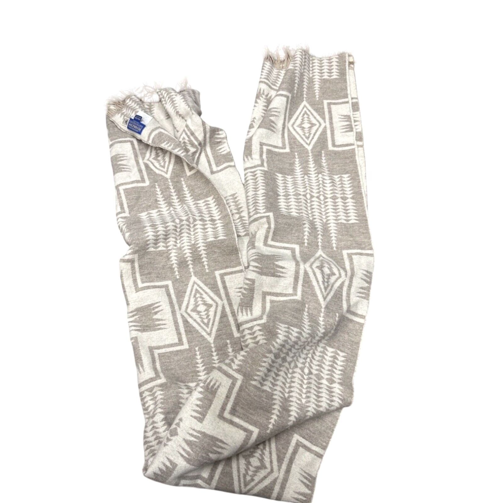 Pendleton Authentic Pendleton Aztec Pattern Wool Scarf in Generous 72 ...