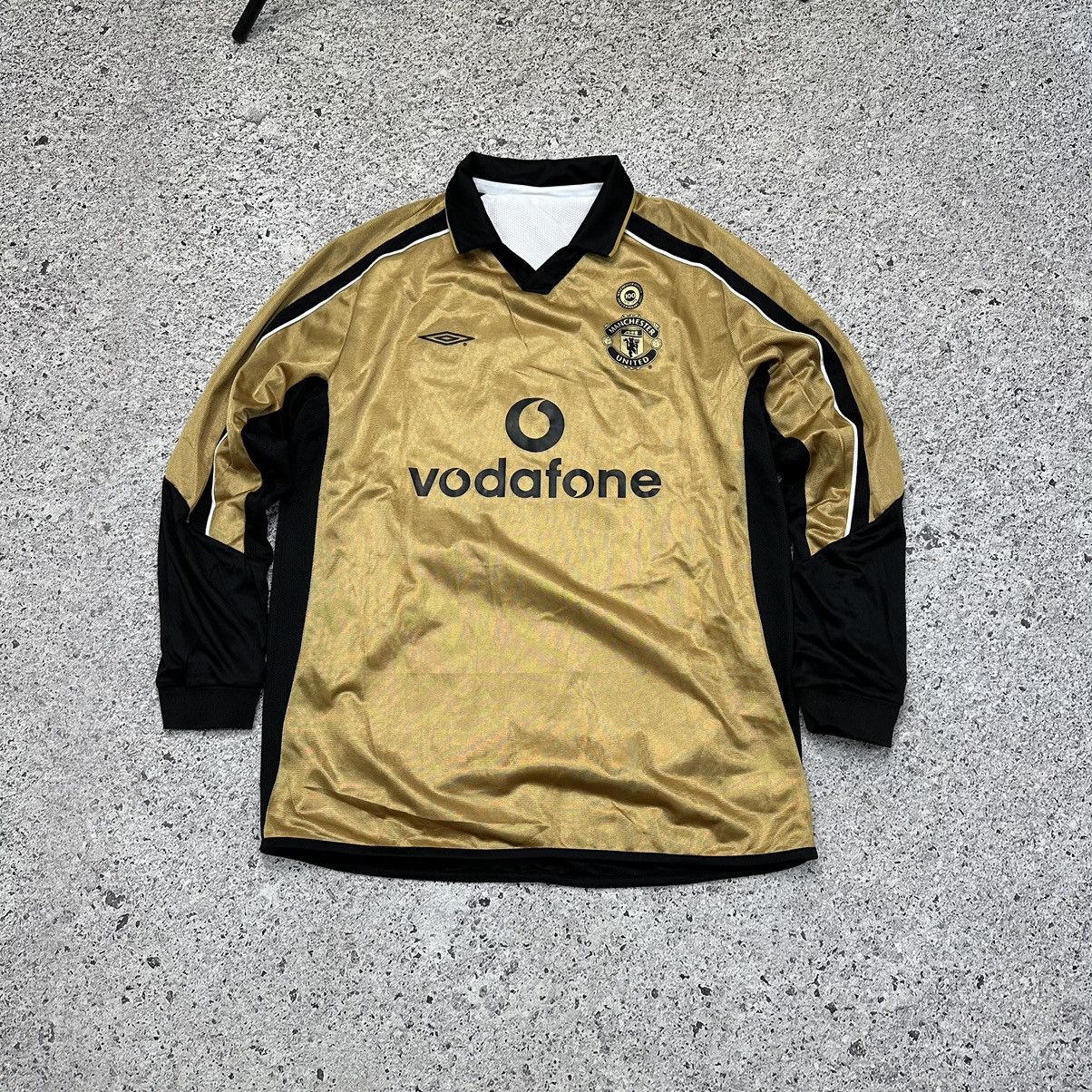 Soccer Jersey × Umbro Umbro Vintage Manchester United Reversible Soccer ...