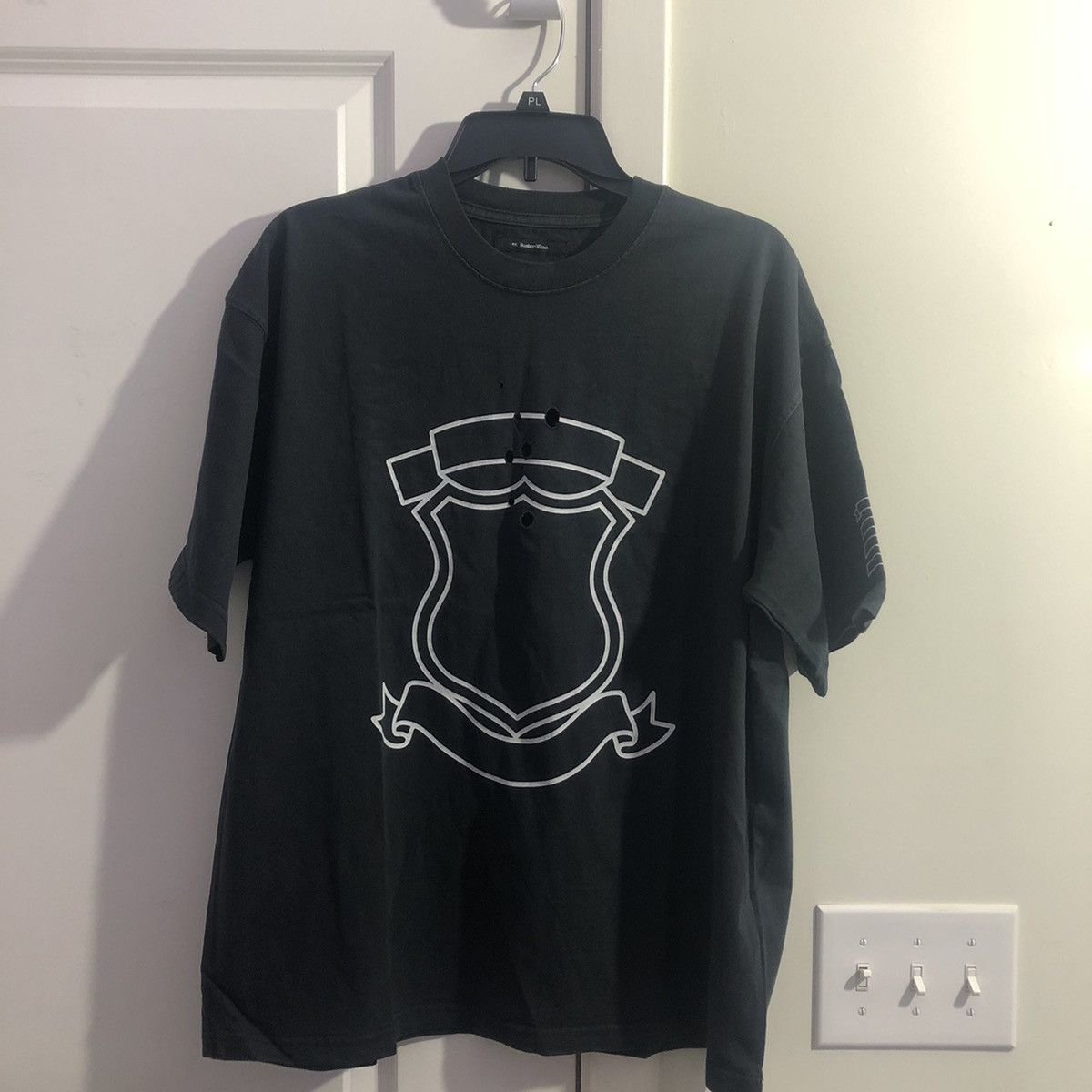 Number (N)ine Number nine shield tee | Grailed