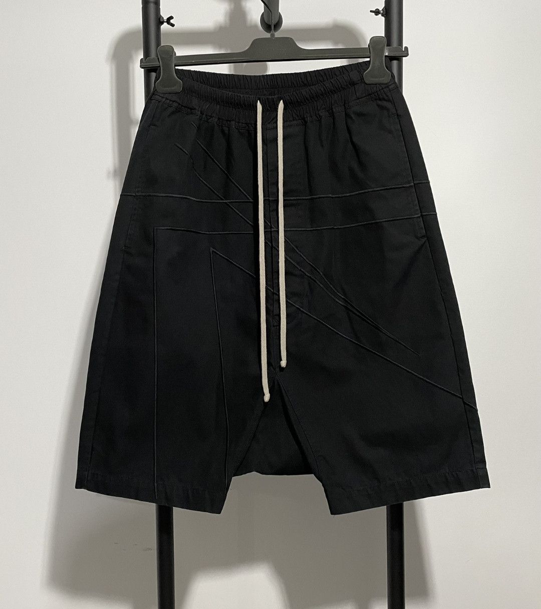 Rick Owens Rick Owens line shorts 1 | Grailed