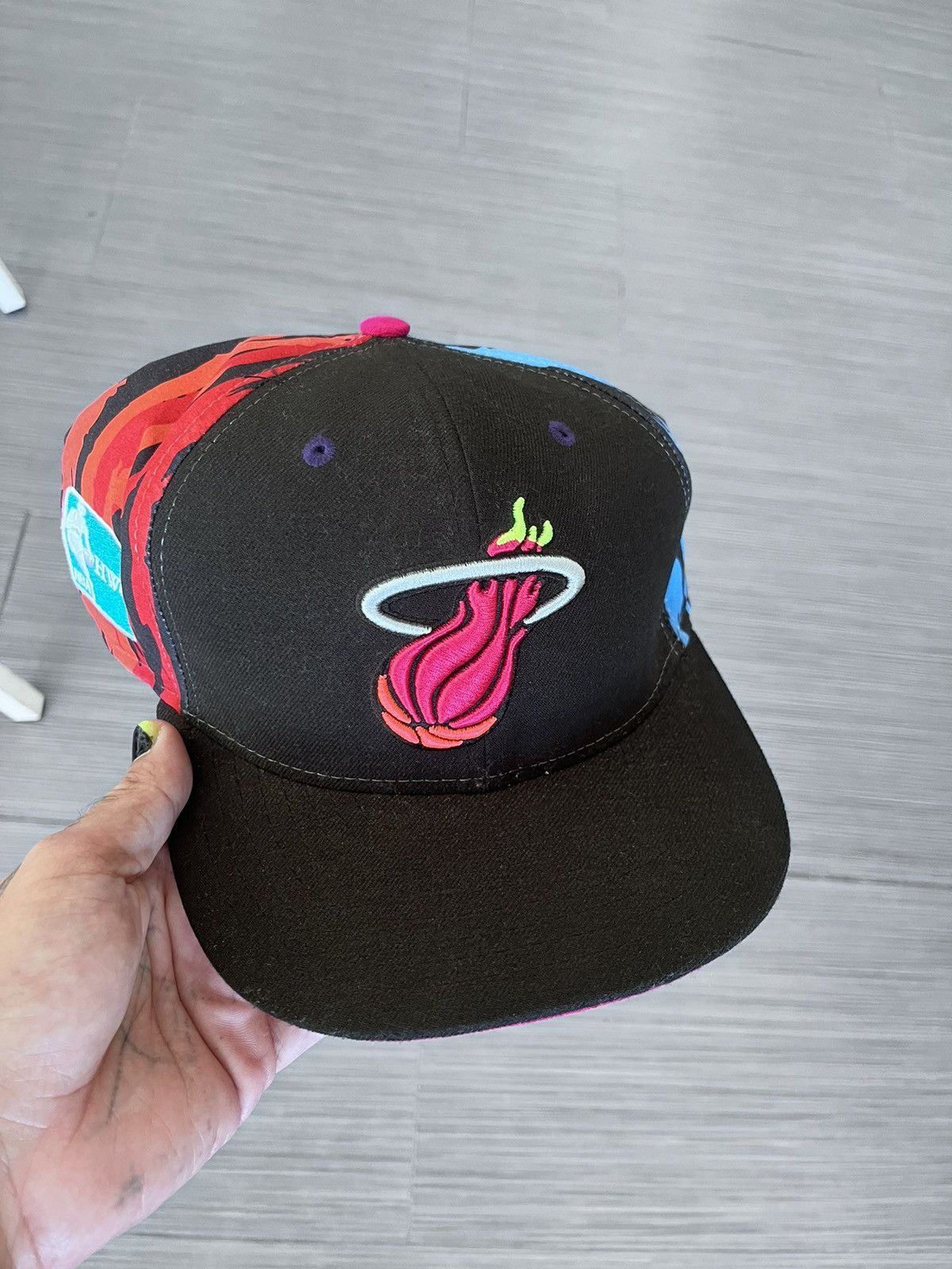 Vintage New era Miami heat snap back | Grailed