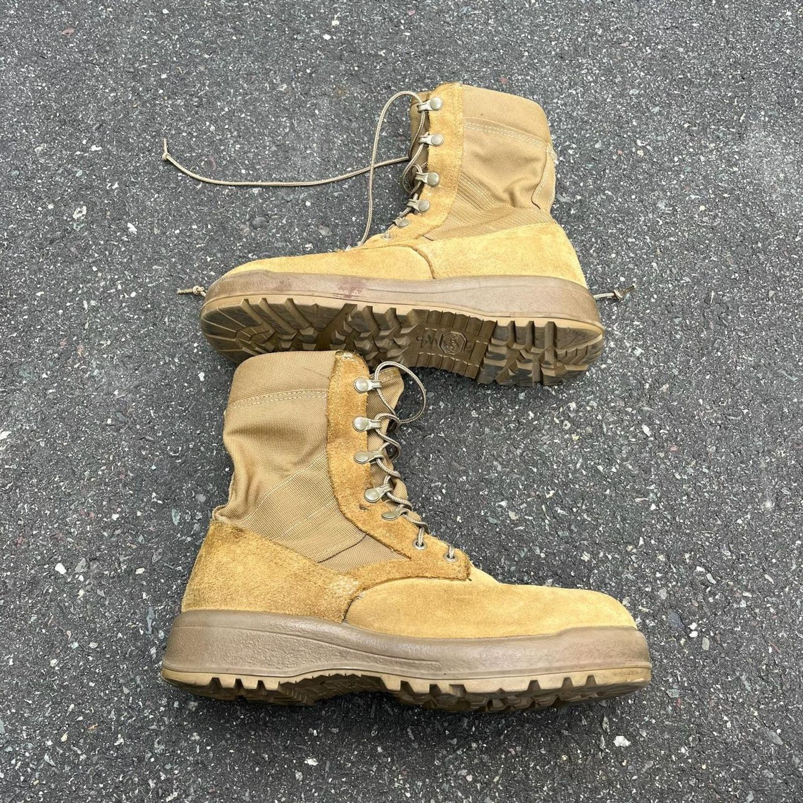 Vintage vintage 2000s military tan combat boots | Grailed