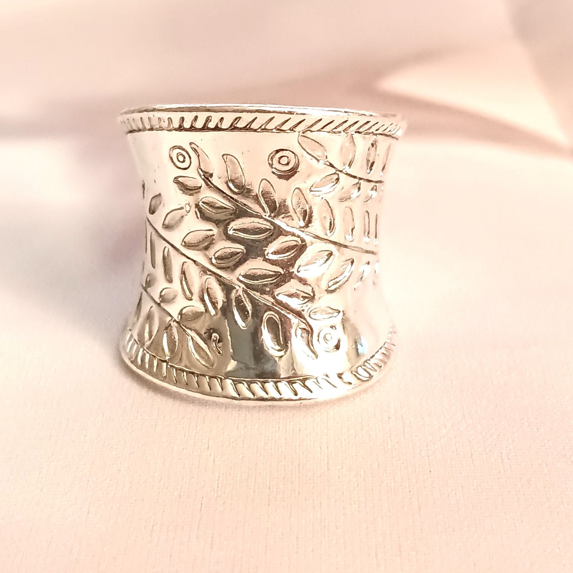 Other Wide Silver Leaf Pattern Statement Ring – Boho, Nature-Inspi | Grailed