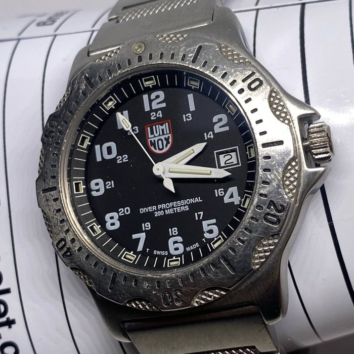 Luminox Men's Lumi-Nox Swiss Watch Stainless Steel Sapphire Crystal ...