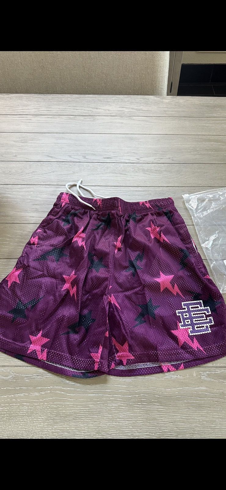 Eric Emanuel MEDIUM Eric Emanuel Miami Basic Short | Grailed