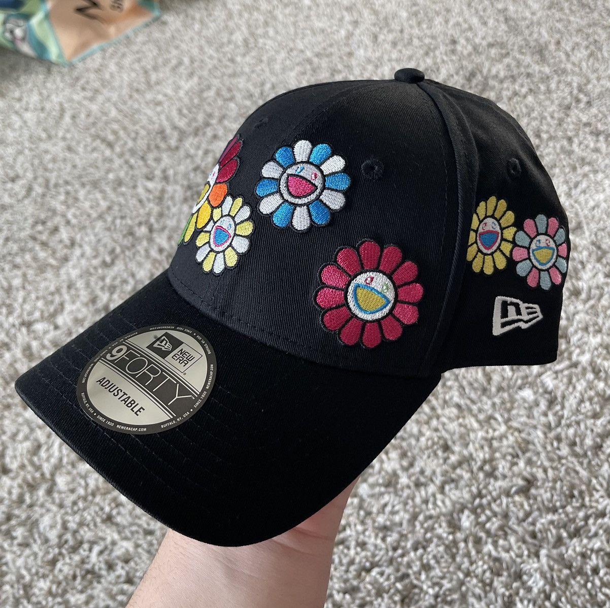 New Era × Takashi Murakami Takashi Murakami New Era Flower Strap Hat ...