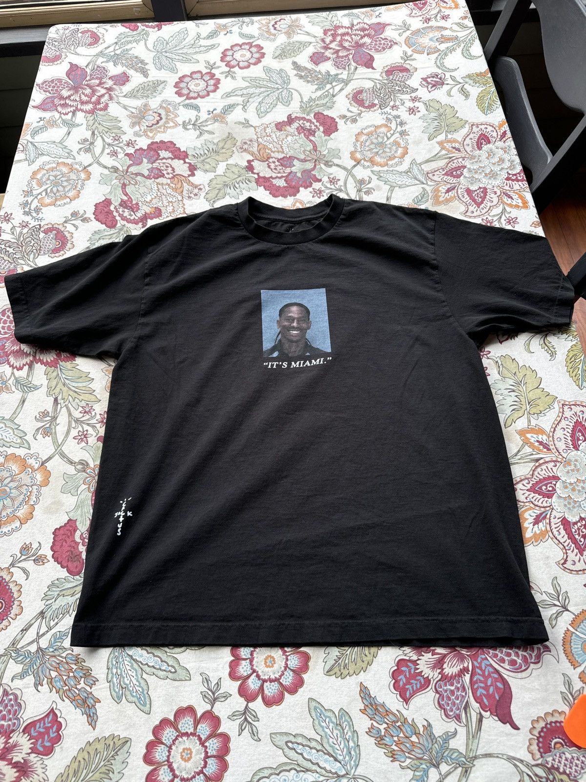 Travis Scott Travis Scott Free the rage tee #2 | Grailed