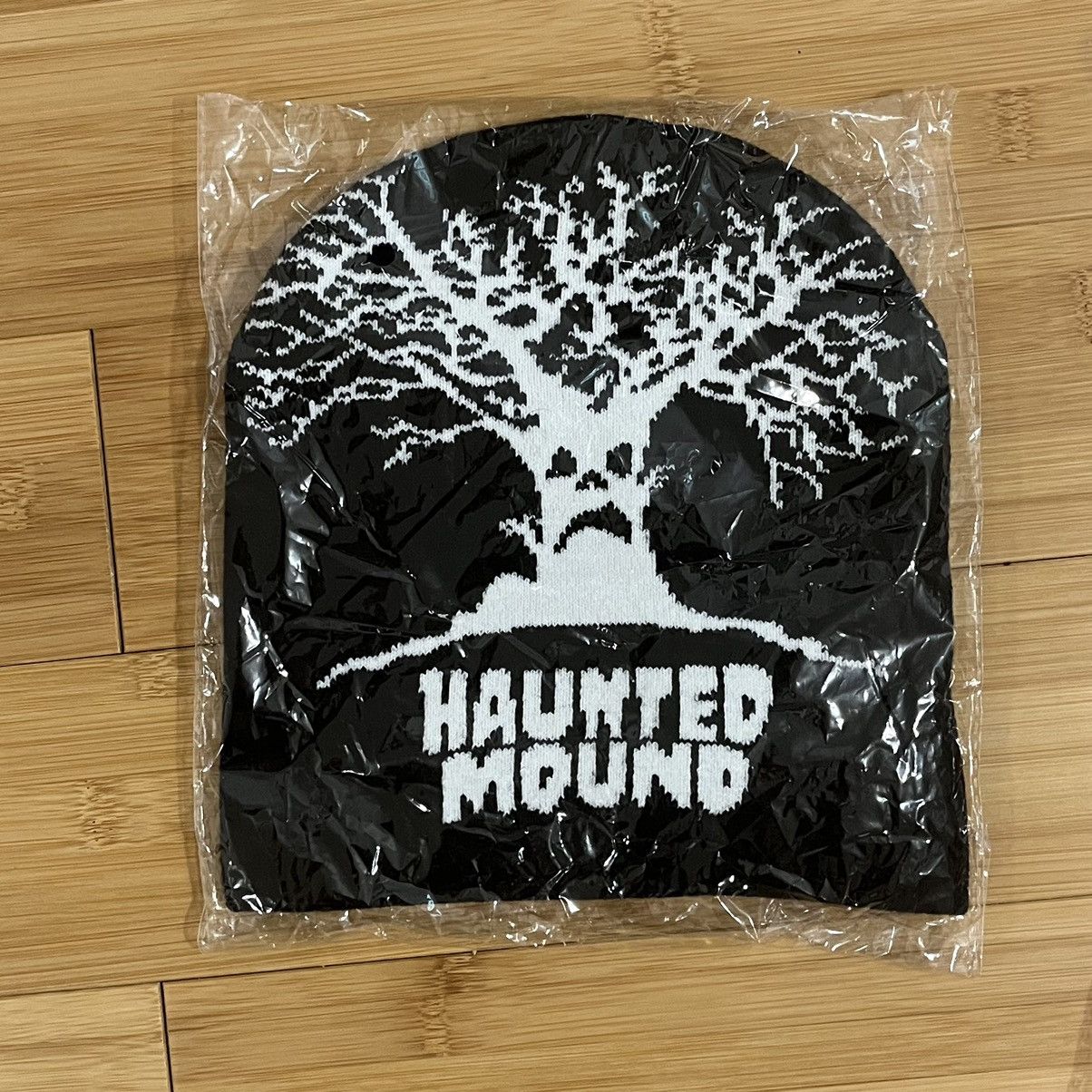 GOTHBOICLIQUE × Goth Money × Haunted Mound Haunted Mound Harold Beanie ...