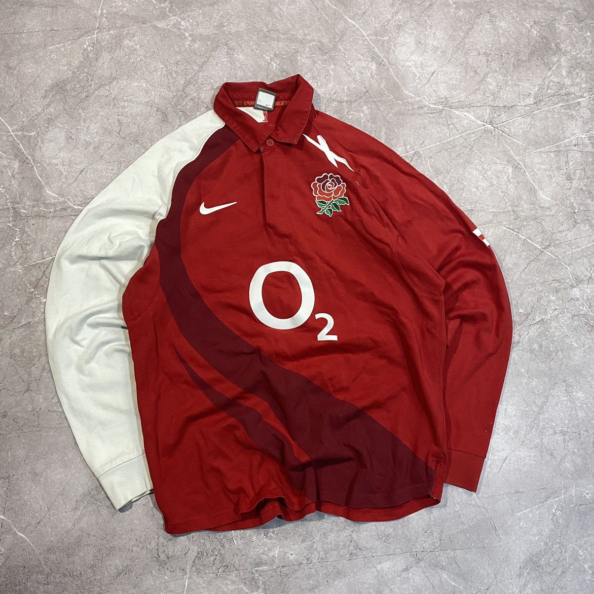 Nike VINTAGE NIKE ENGLAND O2 RUGBY LONG SLEEVE USA 90s | Grailed
