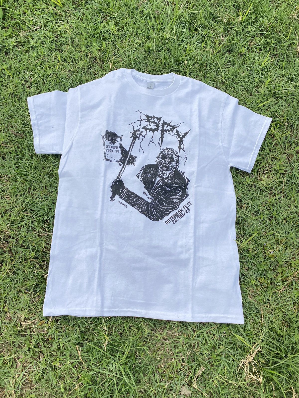 Gildan SPY “OUTBREAK FEST 2023” (merch show) | Grailed