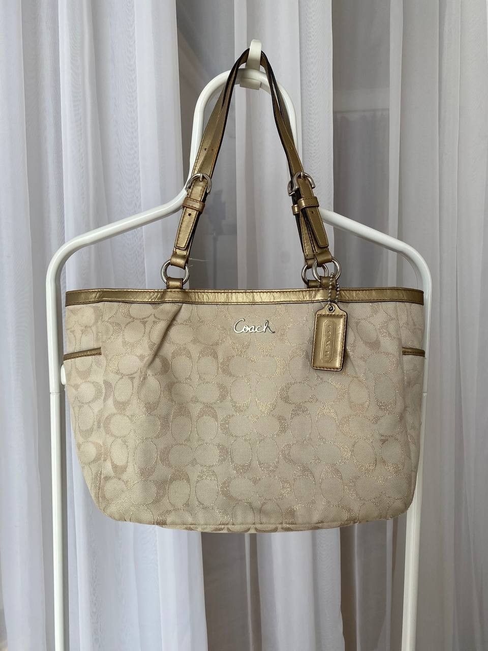 Vintage Coach Vintage handle bags Luxury Gold Gallery Lurex monogram ...