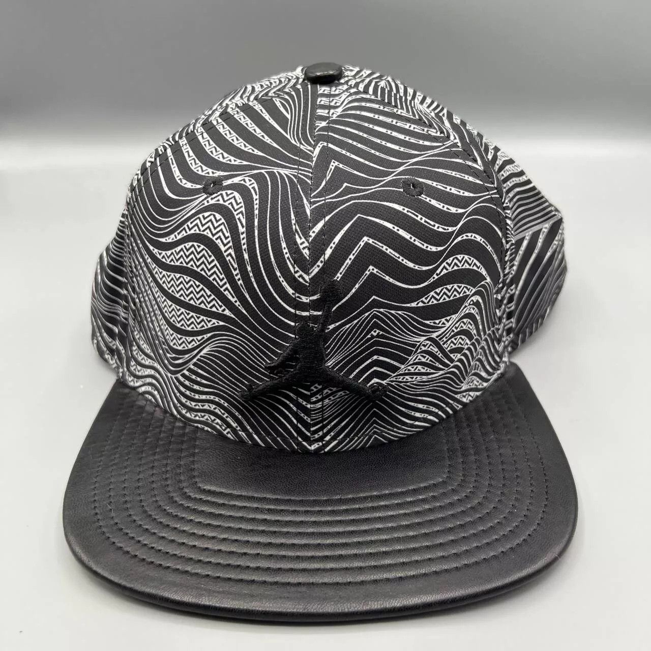 Jordan Brand Air Jordan Hat Men Embroidered Logo Jumpman Snap Back Cap ...