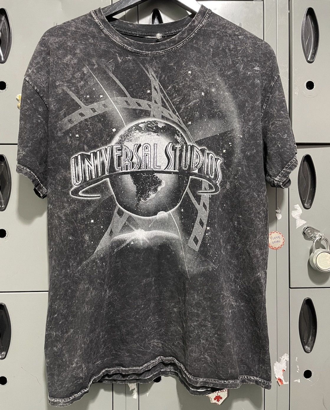 Movie × Universal Studios × Vintage Universal Studios vintage theme ...