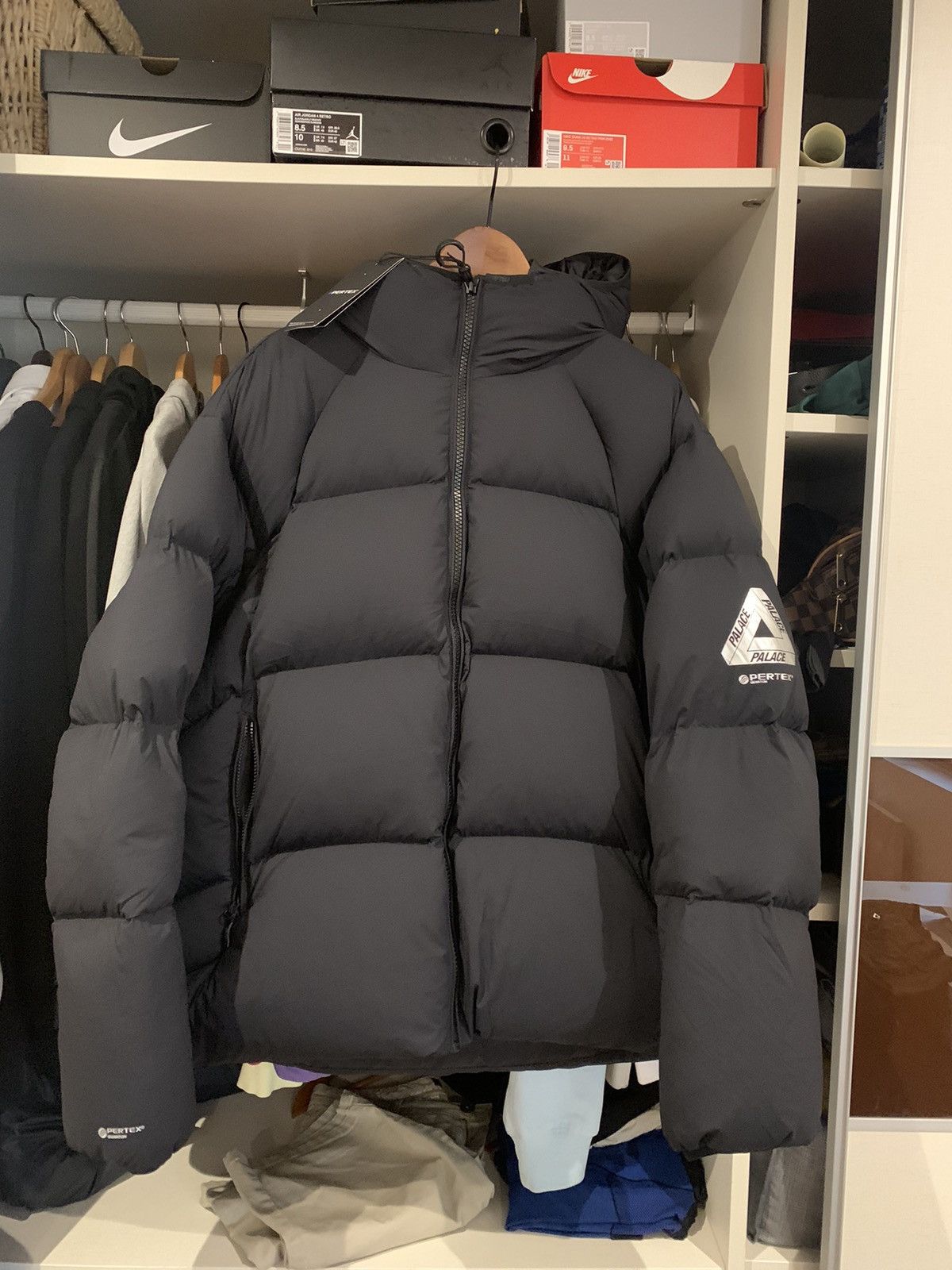 Palace Palace puffa | Grailed