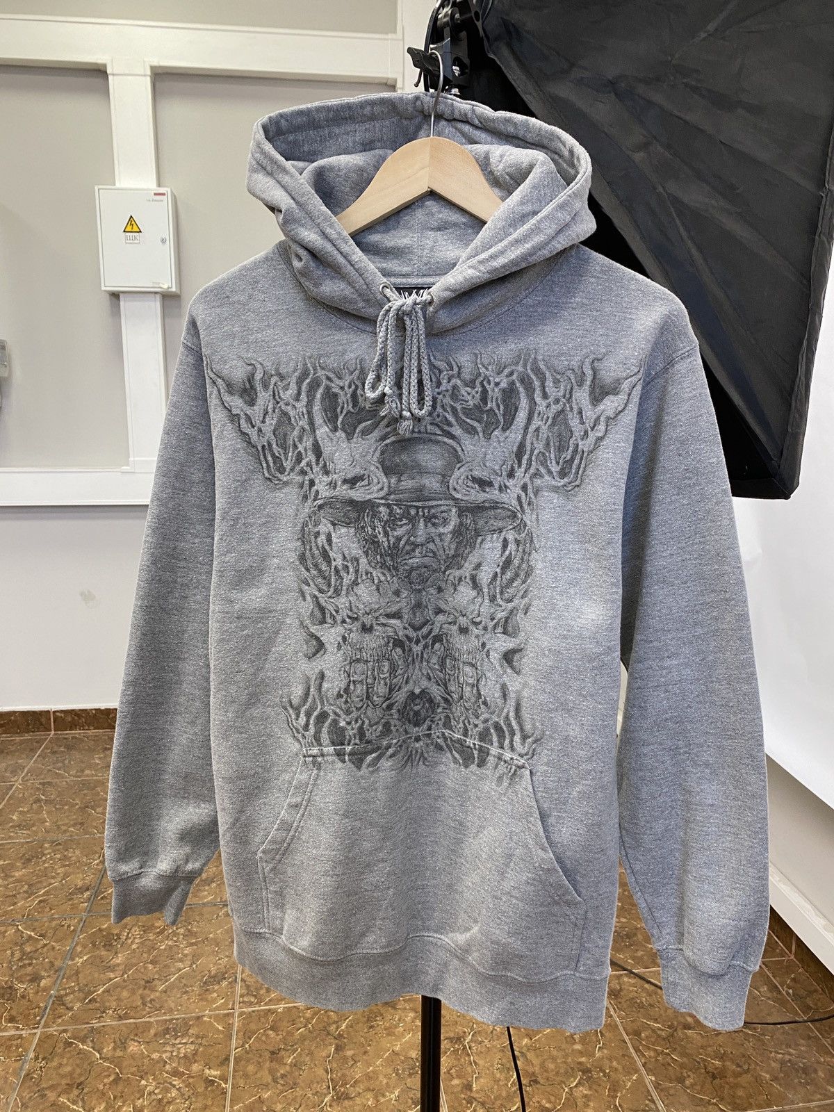 Vintage × WCW/nWo × WWE 🇺🇸💀Vintage Y2K WWE Undertaker 2008 Skull Rip ...