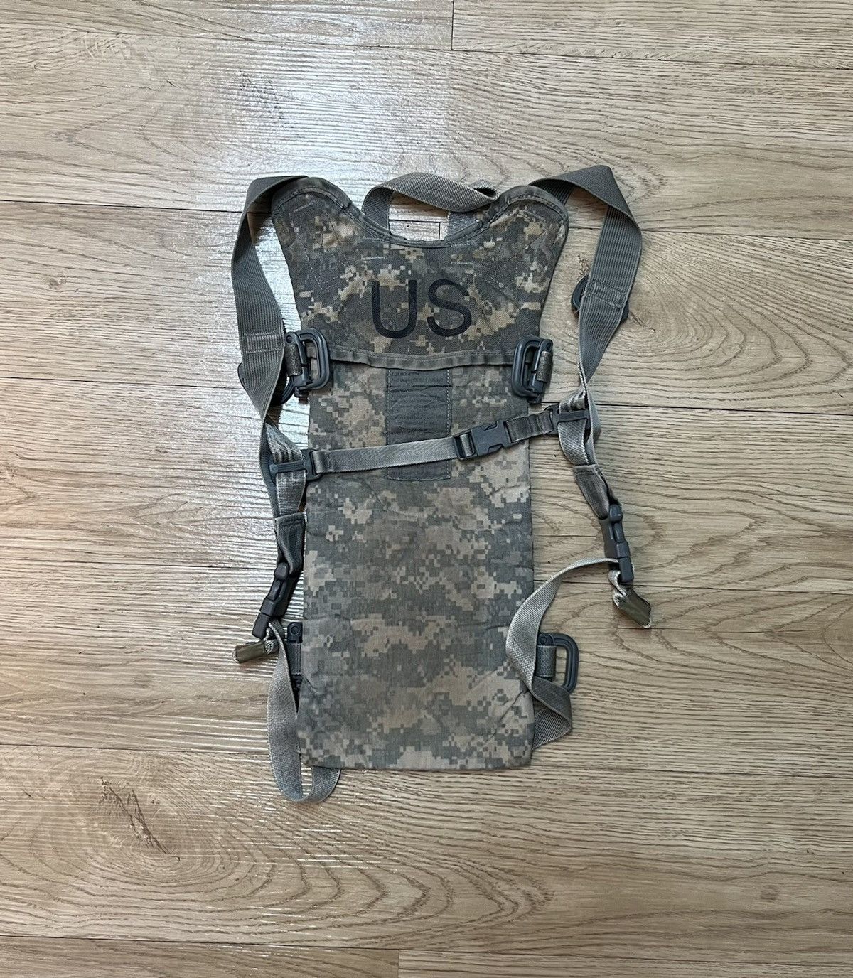 Military × Usmc × Vintage US Army Hydration System Carrier Molle II ...