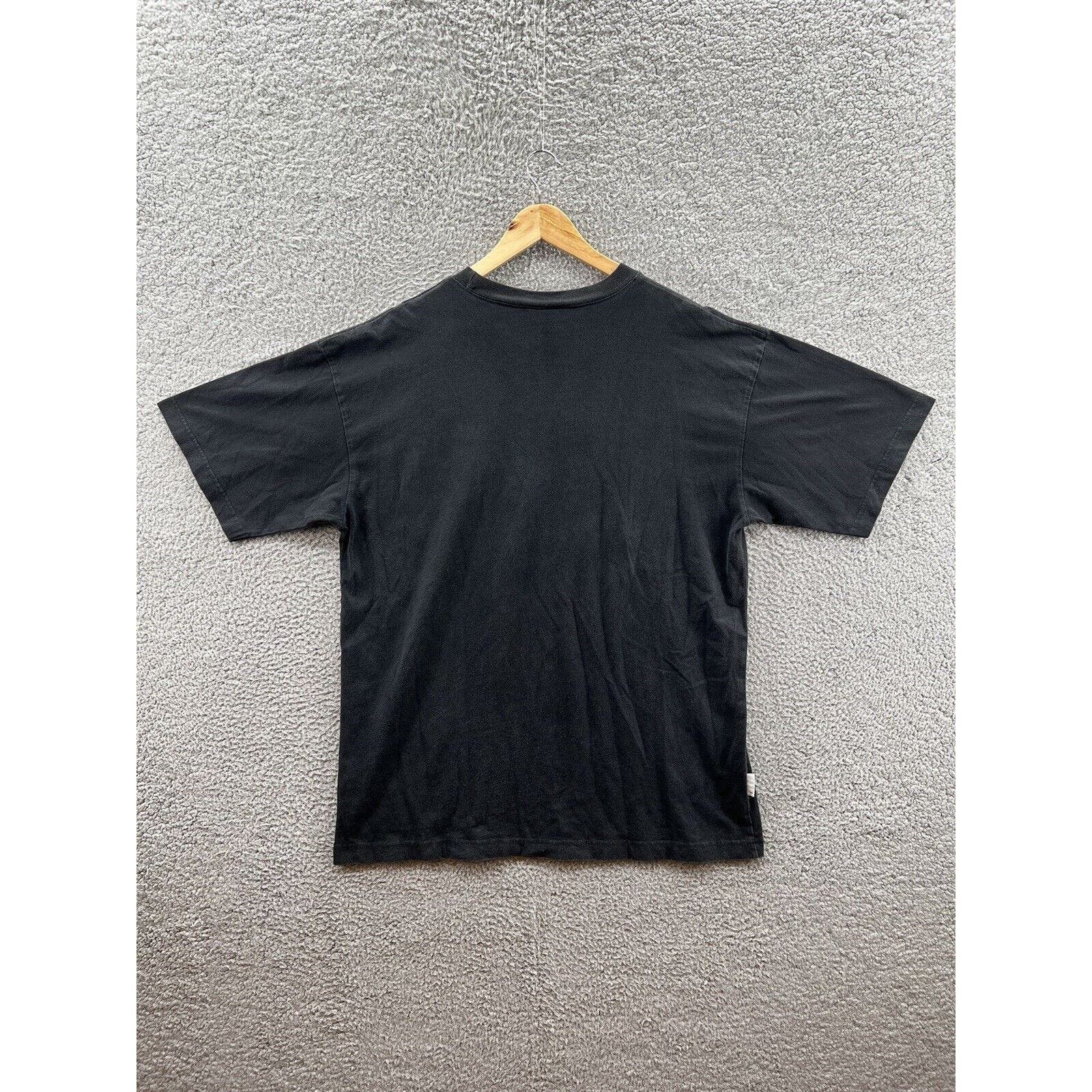 Acme Clothing ACME Looney Tunes Road Runner Wile E. Coyote Pocket T ...