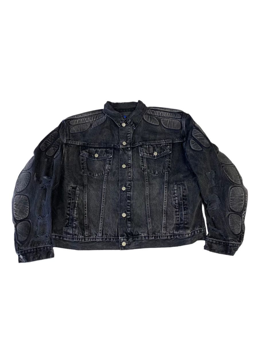Gap × Kanye West Yeezy Gap Engineered By Balenciaga Padded Denim Jacket ...