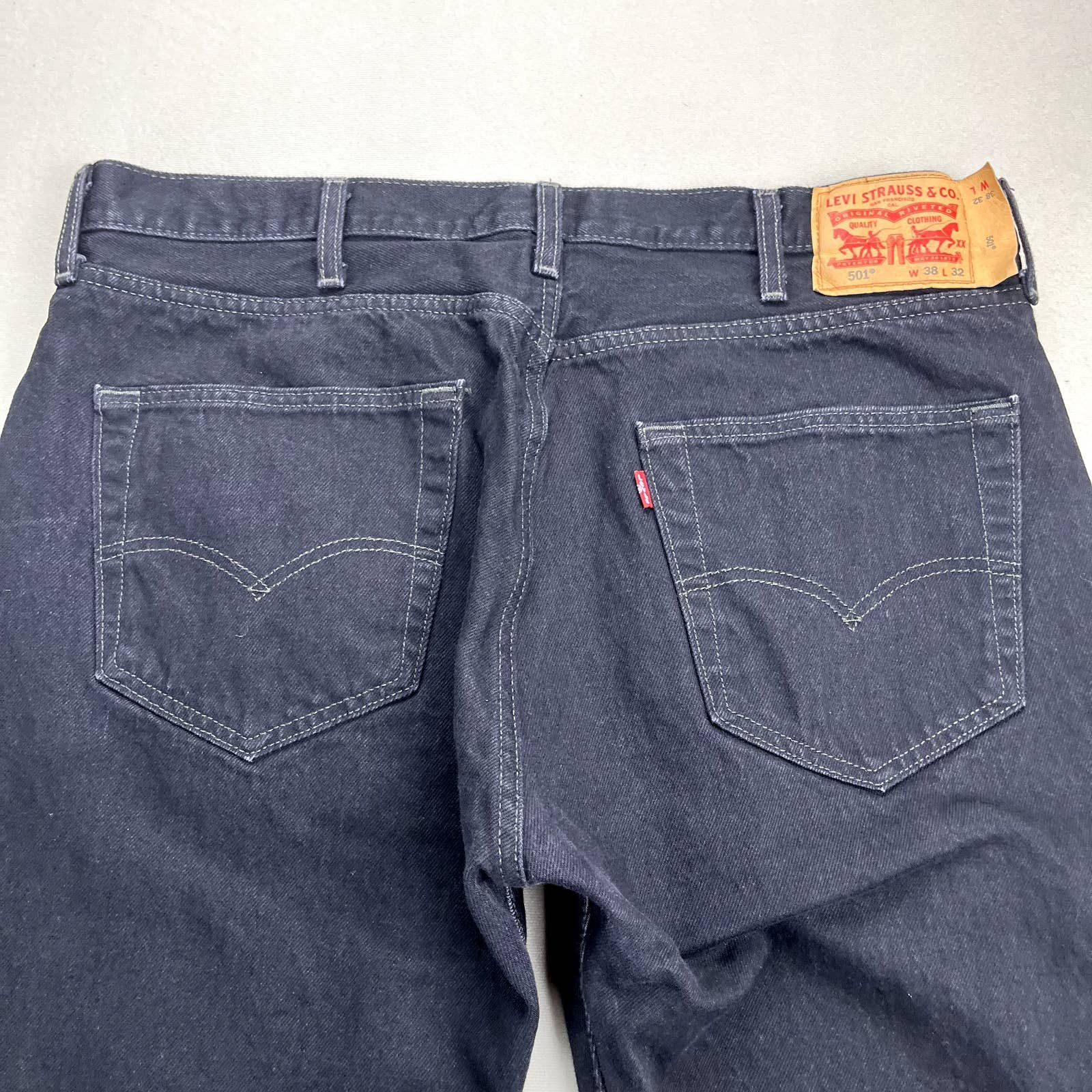 Levi's Levis 501 Jeans 38x32 Black Denim Original Straight Charcoal ...