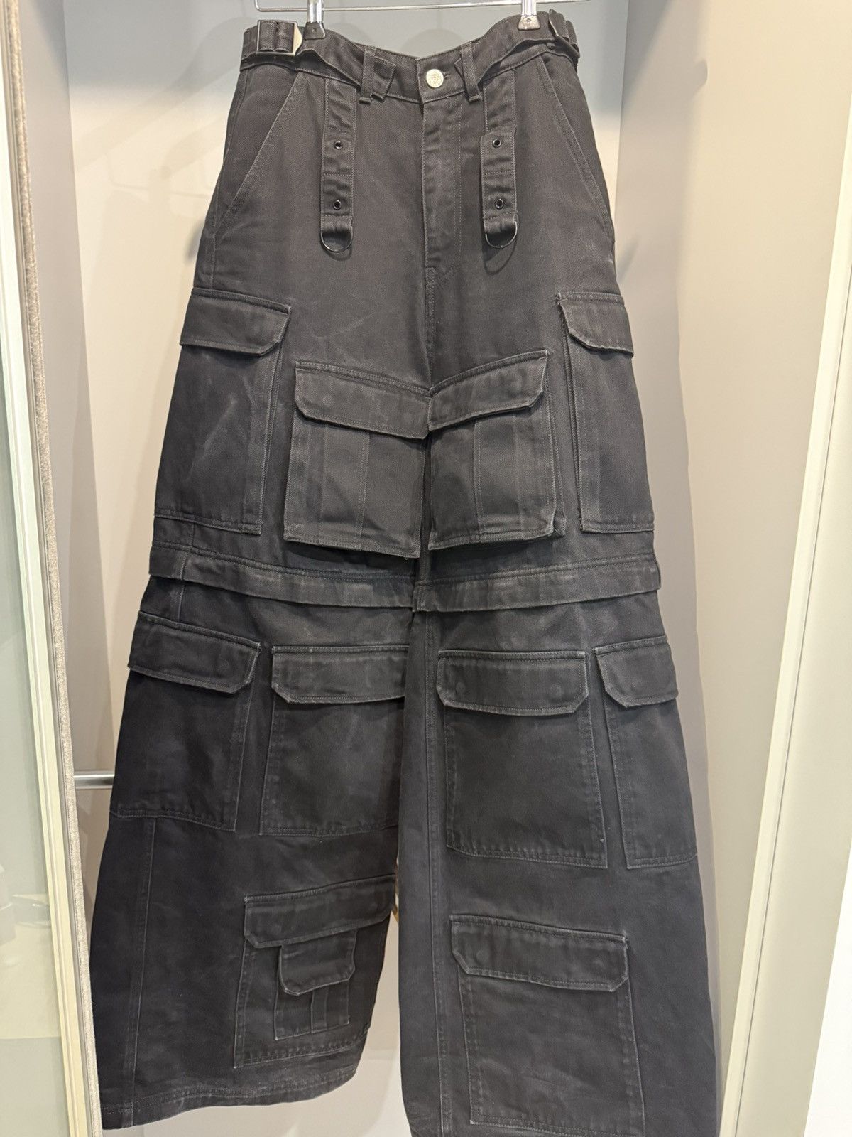 Vetements Vetements multipocket cargo pants | Grailed