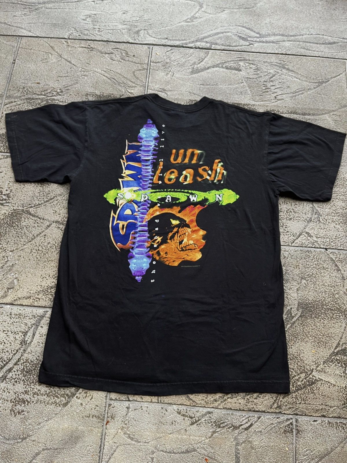 Vintage Vintage 1997 Giant Spawn Unleash Marvel Comic Graphic Tee | Grailed