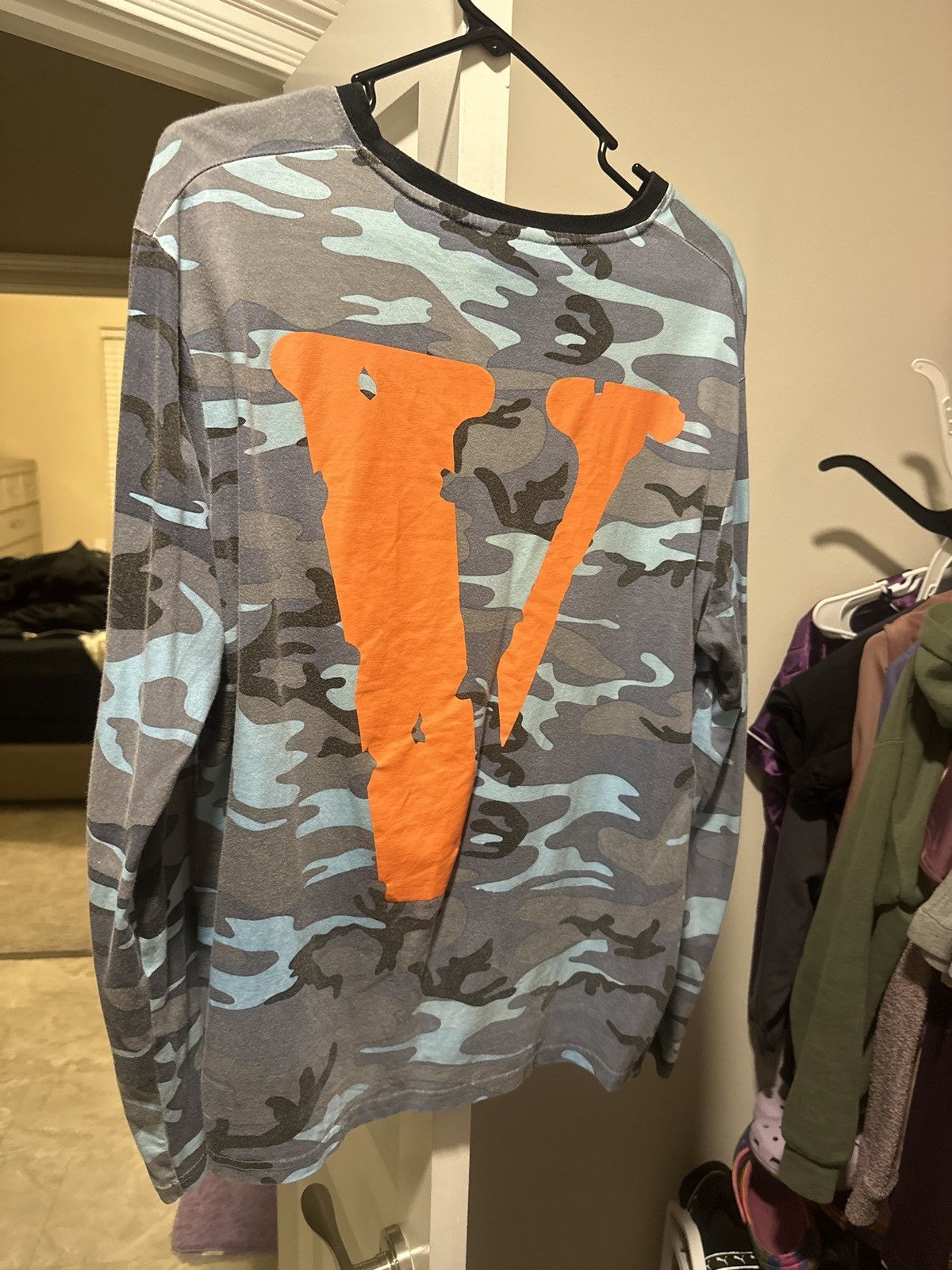 Vlone Vlone long sleeve | Grailed