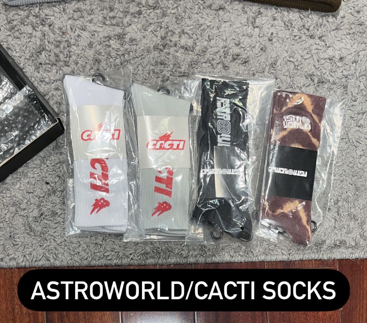 Travis Scott Astroworld/Cacti Sock 6 Pack, 3 Brown, 3 Black | Grailed