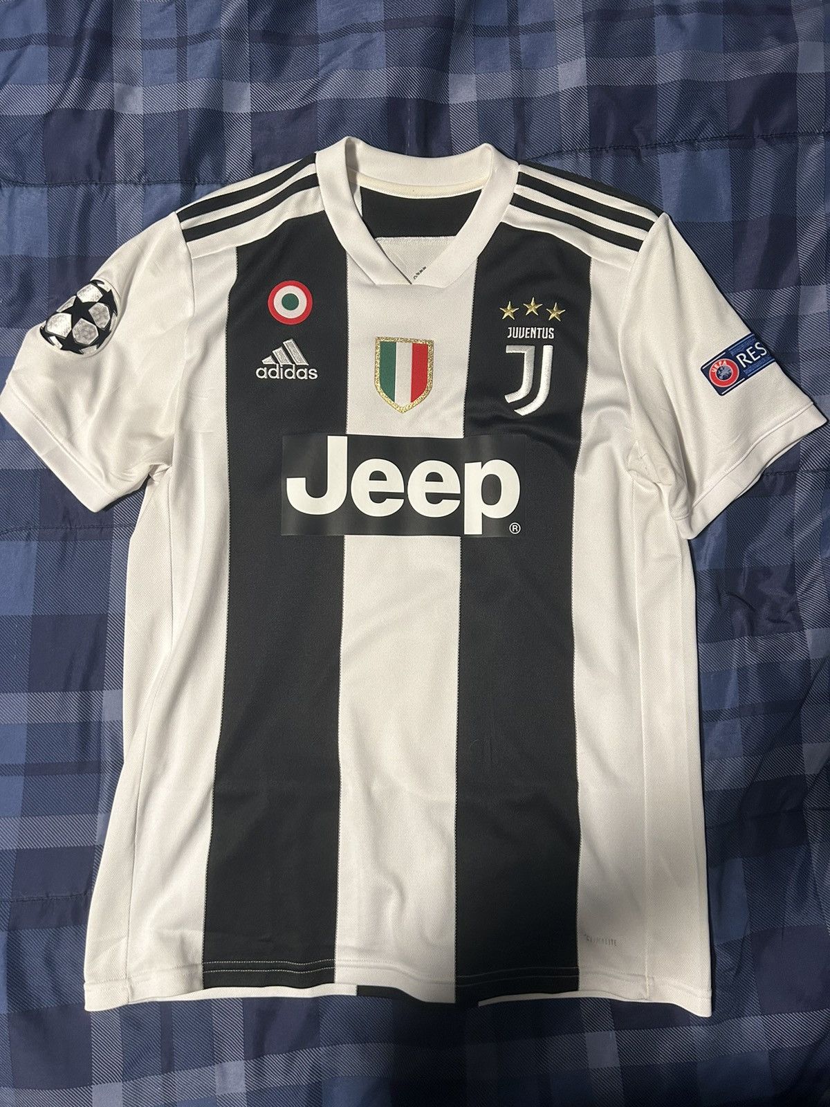 Adidas Ronaldo 2018/2019 Juventus Kit | Grailed