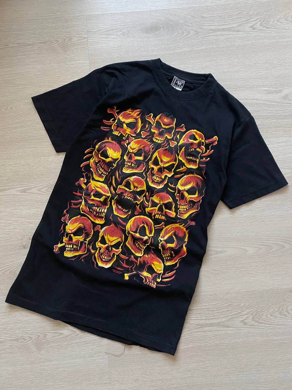 Liquid Blue × Skulls × Vintage Vintage Liquid Blue 2007 Skulls Y2K Tee ...