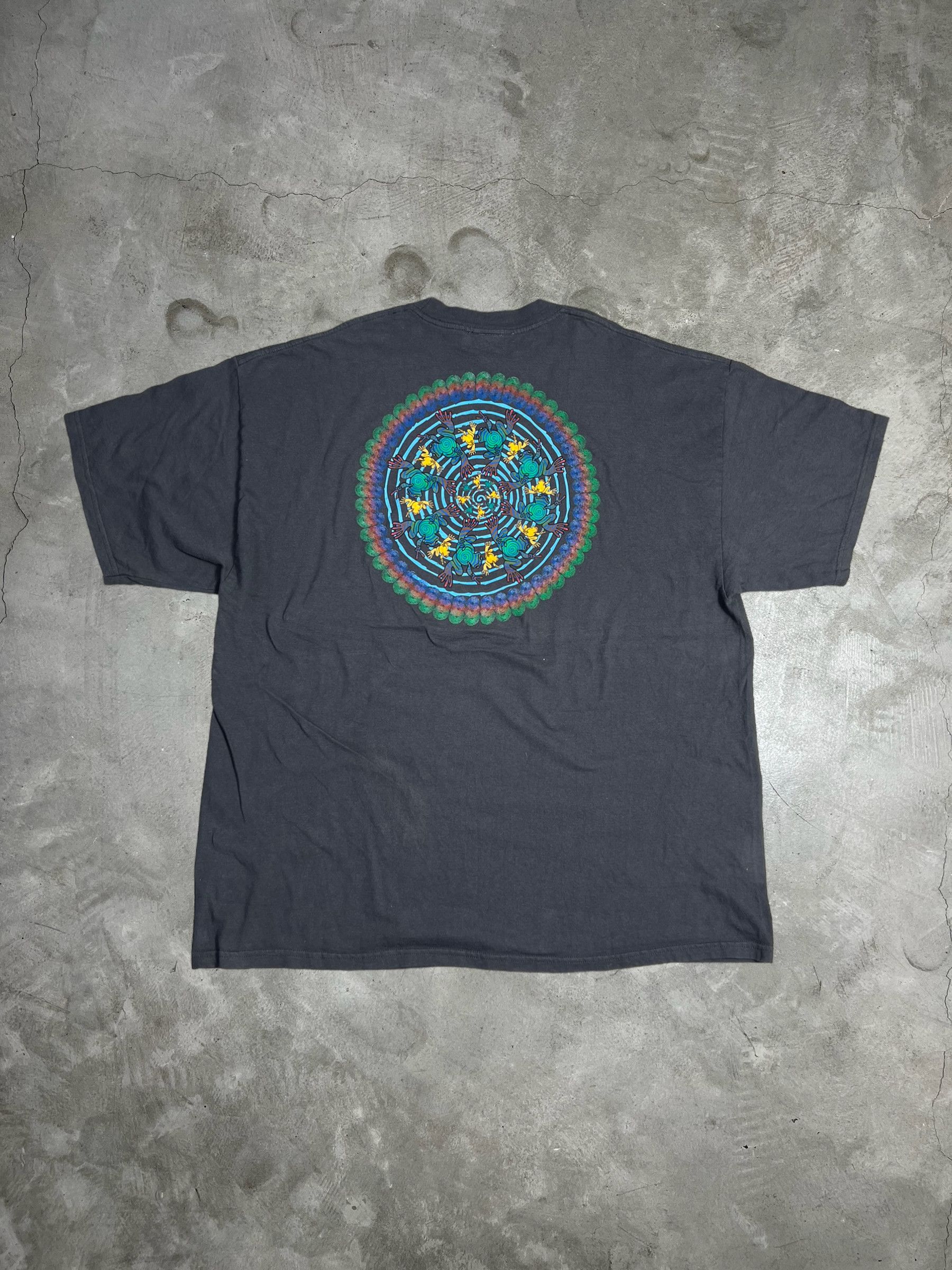 Art × Peace Collective × Vintage Vintage Peace Frogs Clothing ...