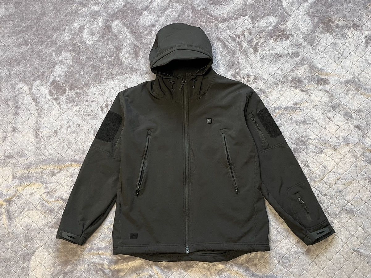 Designer × Goretex × Streetwear 🐼HEATED GORE-TEX JACKET | Grailed
