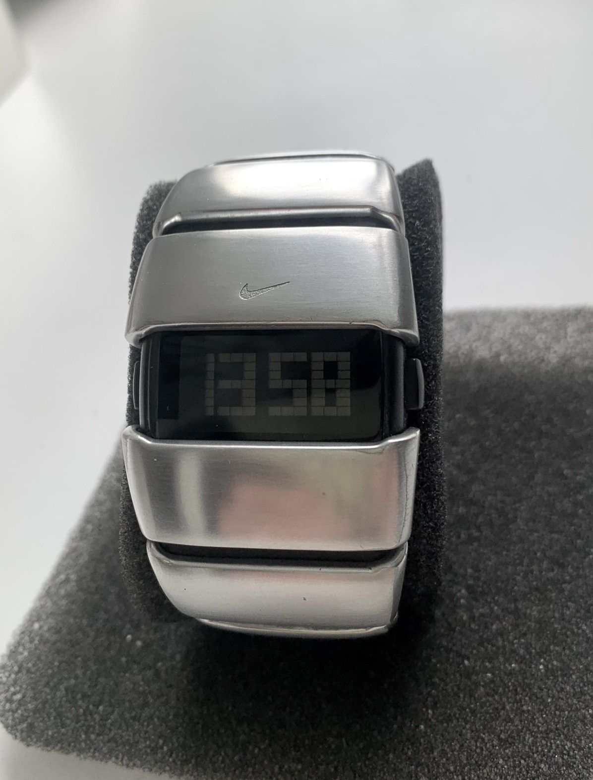 Designer × Nike × Vintage Very rare Nike triax D line Vintage Steel ...